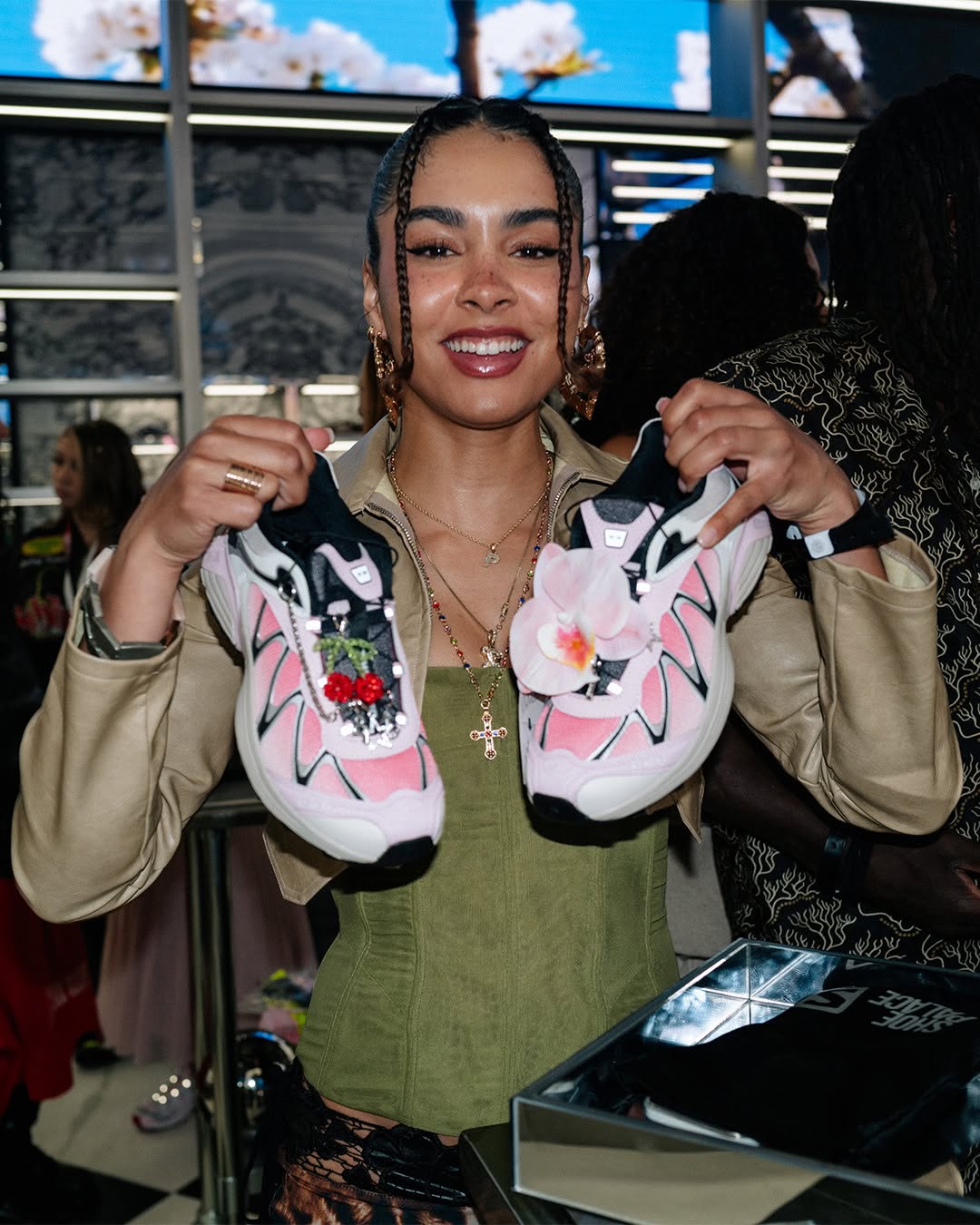 Bringing Shoelery Magic to Shoe Palace X Salomon – VidaKush